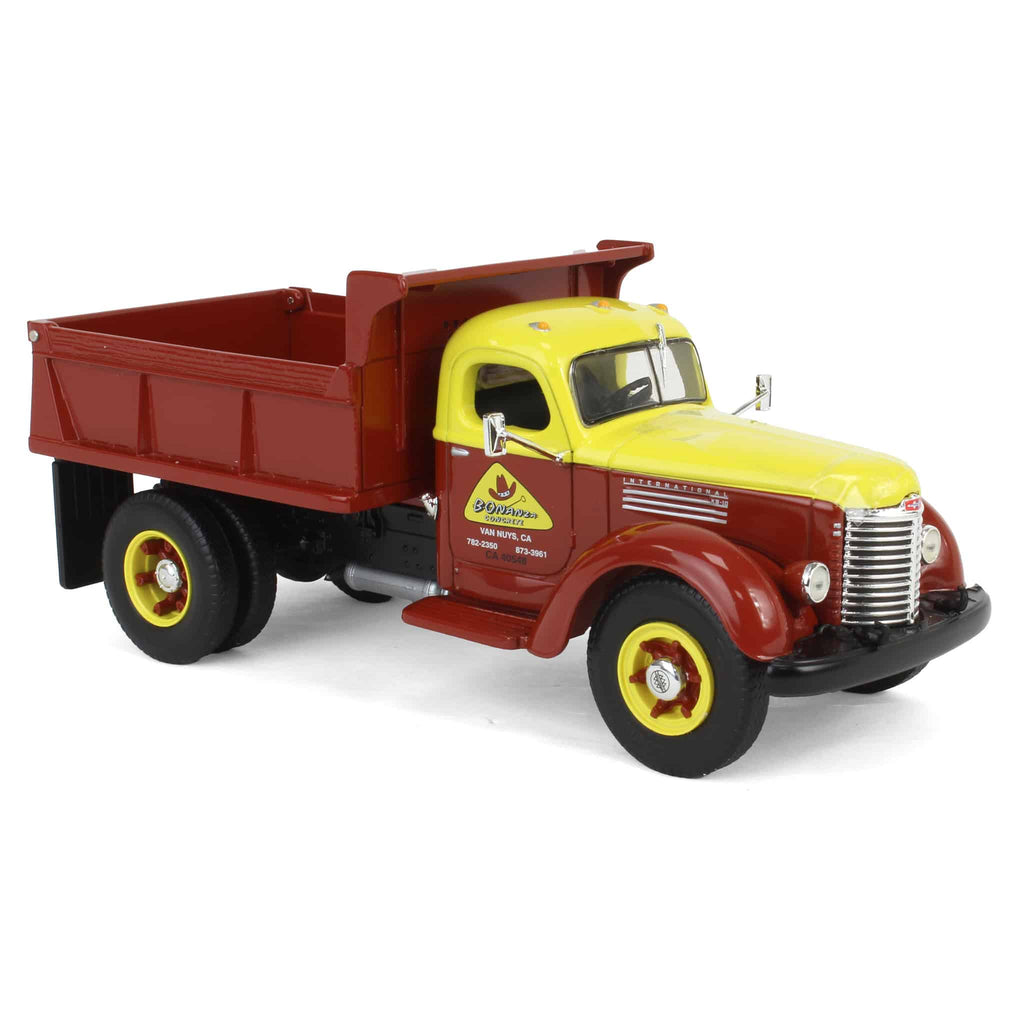 1/34 Scale First Gear Truck Replicas — Outback Toys