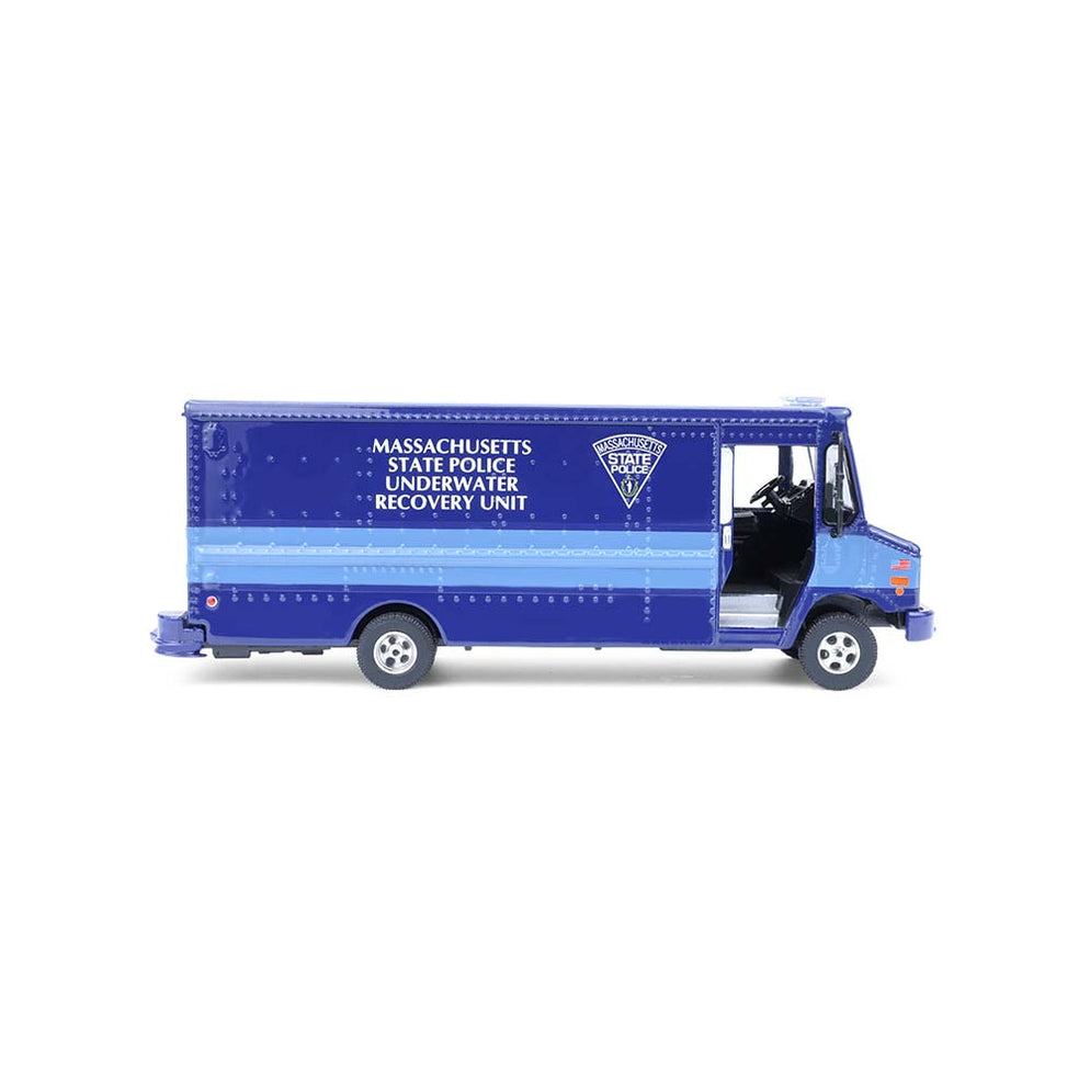 1/64 2019 Step Van, Massachusetts State Police Underwater Recovery Uni ...