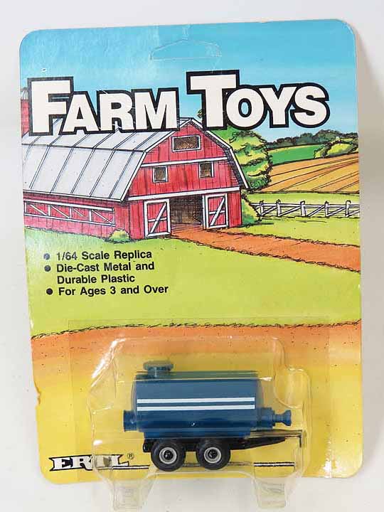 1/64 Blue Liquid Manure Tank Spreader by ERTL — Outback Toys
