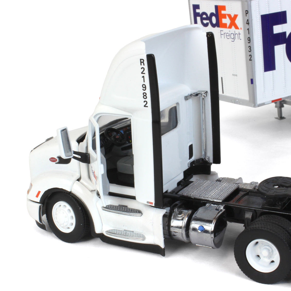 (B&D) 1/50 FedEx Peterbilt 579 Single Axle Day Cab w/ 2 Wabash 28’ Pup ...