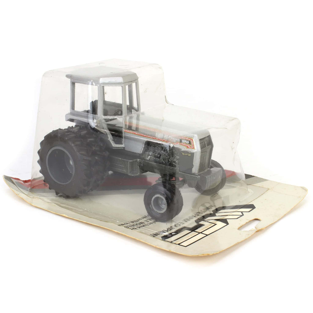 1/32 White Field Boss 185 with Duals, 1st Edition, Made in the USA — Outback Toys