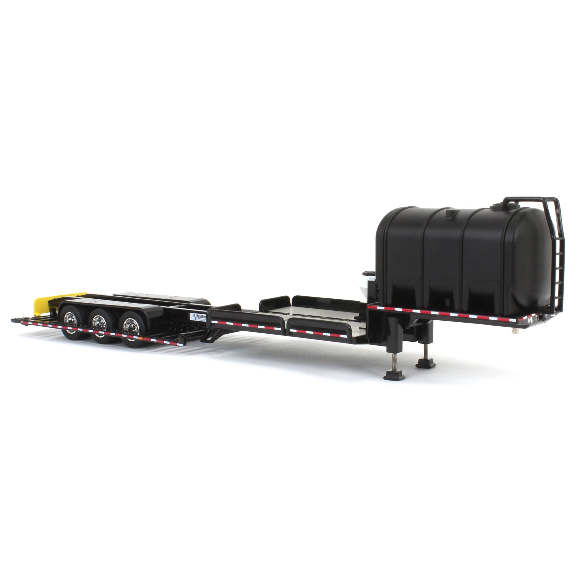 1/64 RoadRuner Manufacturing Model 4000 Sprayer Trailer — Outback Toys